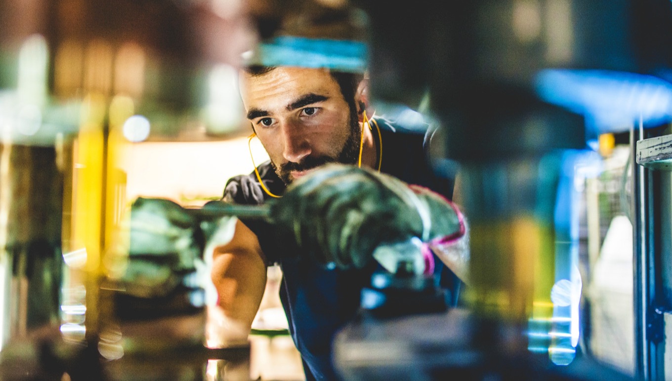 Operator Tasks for Industrial Manufacturing OEE