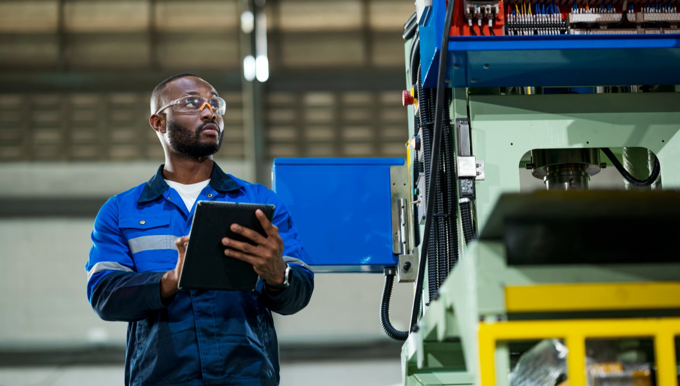 EAM vs CMMS: Do You Really Need to Choose Between Them?